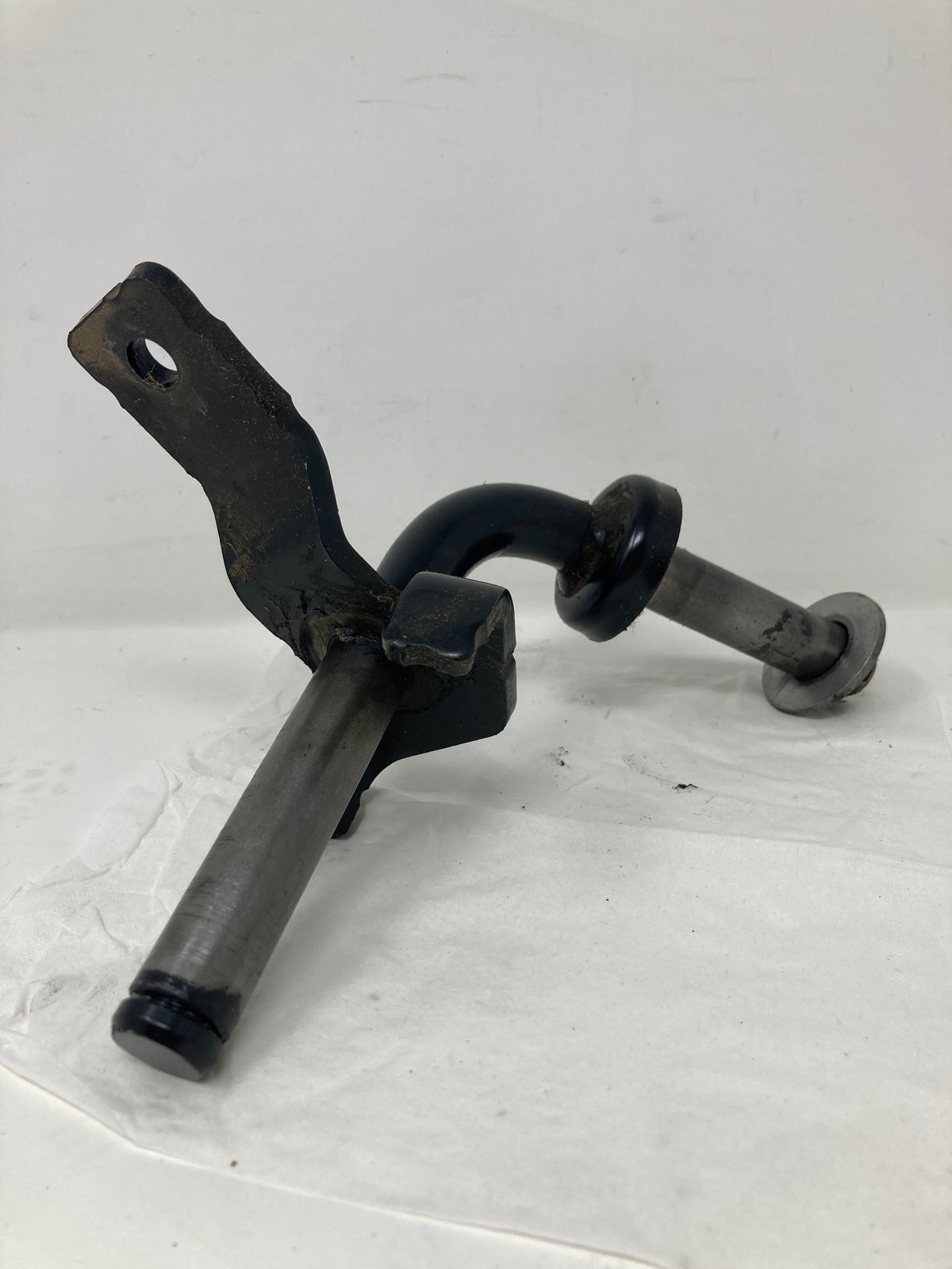 GY22251 John Deere Right Wheel Spindle from JD D105 100 series Tractor ...